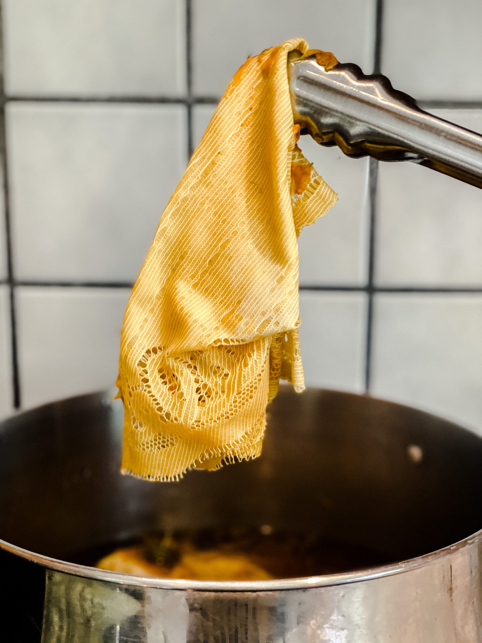 How to use Calendula Flowers to Dye Fabric (DIY Natural Dye) - A Farm ...