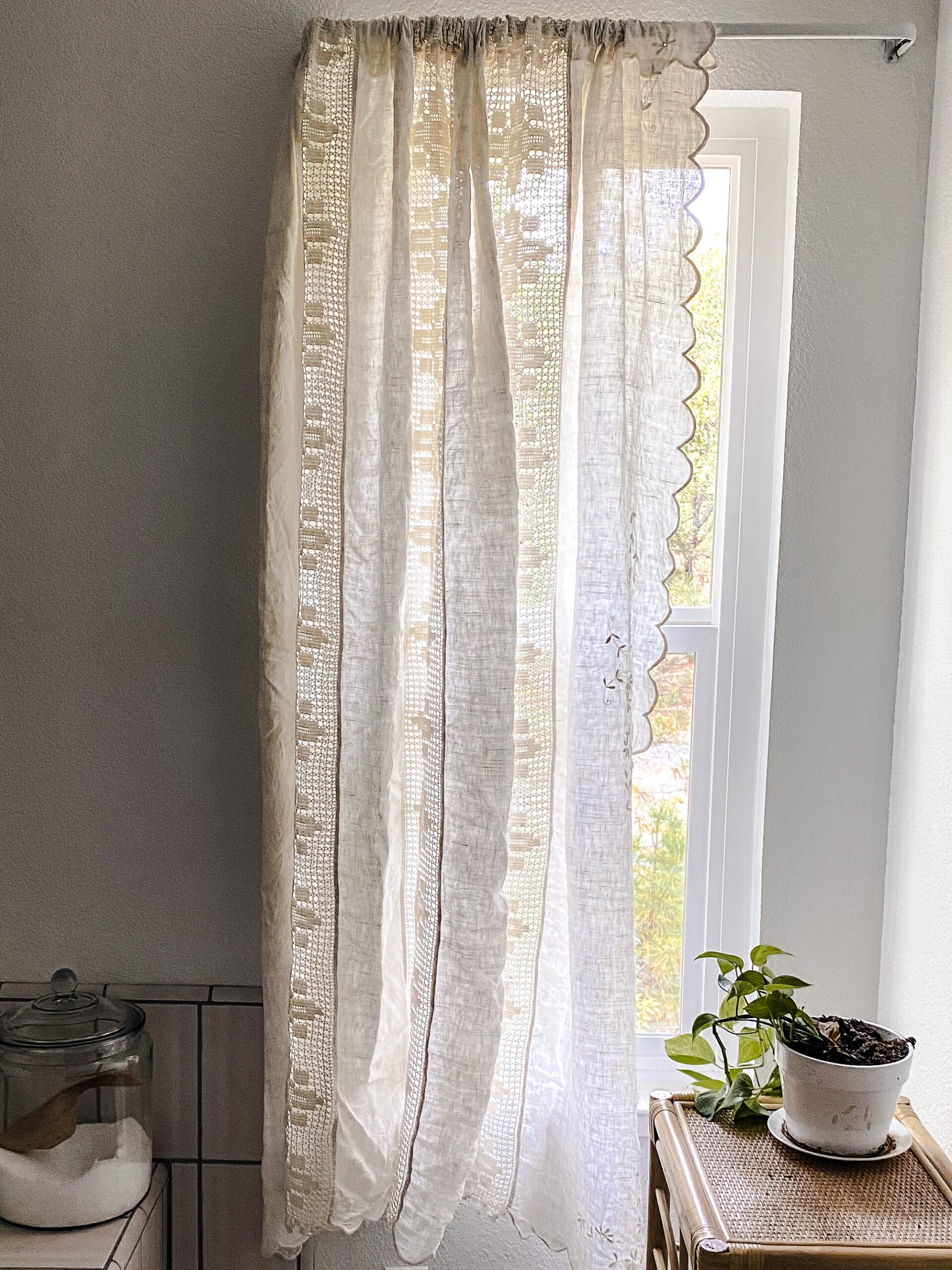 How to Make a Linen Curtain From a Vintage Tablecloth - A Farm to Keep