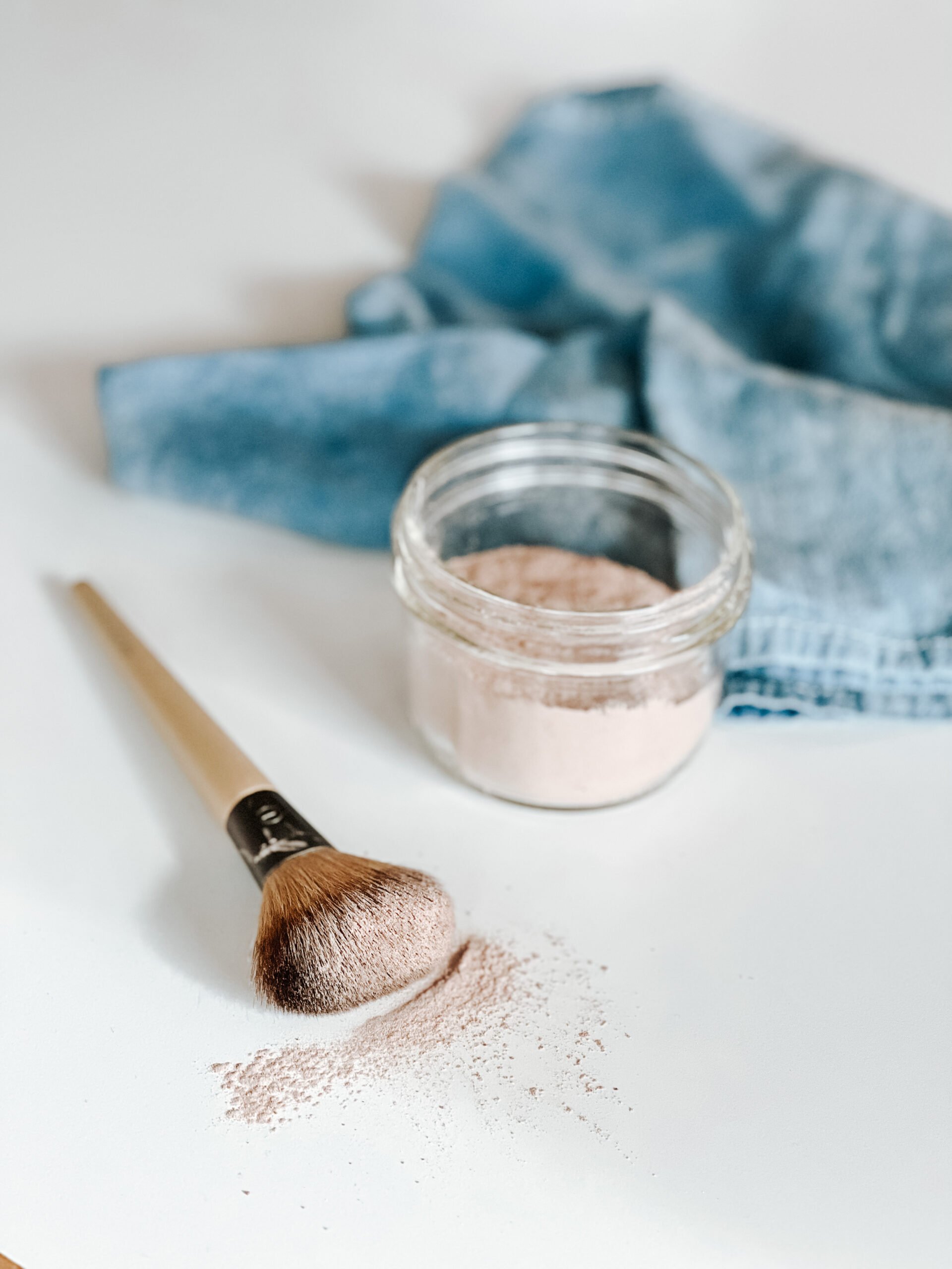 How to Make DIY Natural Cacao Face Powder - A Farm to Keep