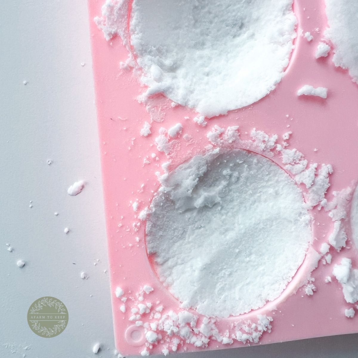 Revolutionize Your Cleaning Routine with DIY Toilet Bowl Cleaning Bombs ...